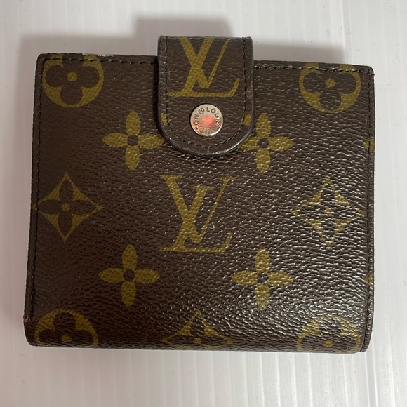 Louis Vuitton | Bags | Louis Vuitton Monogram Bifold Snap Wallet | Poshmark